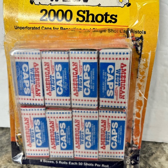Other | Vintage 1991 Tootsie Toy American West Caps 703 2000 Shots New ...
